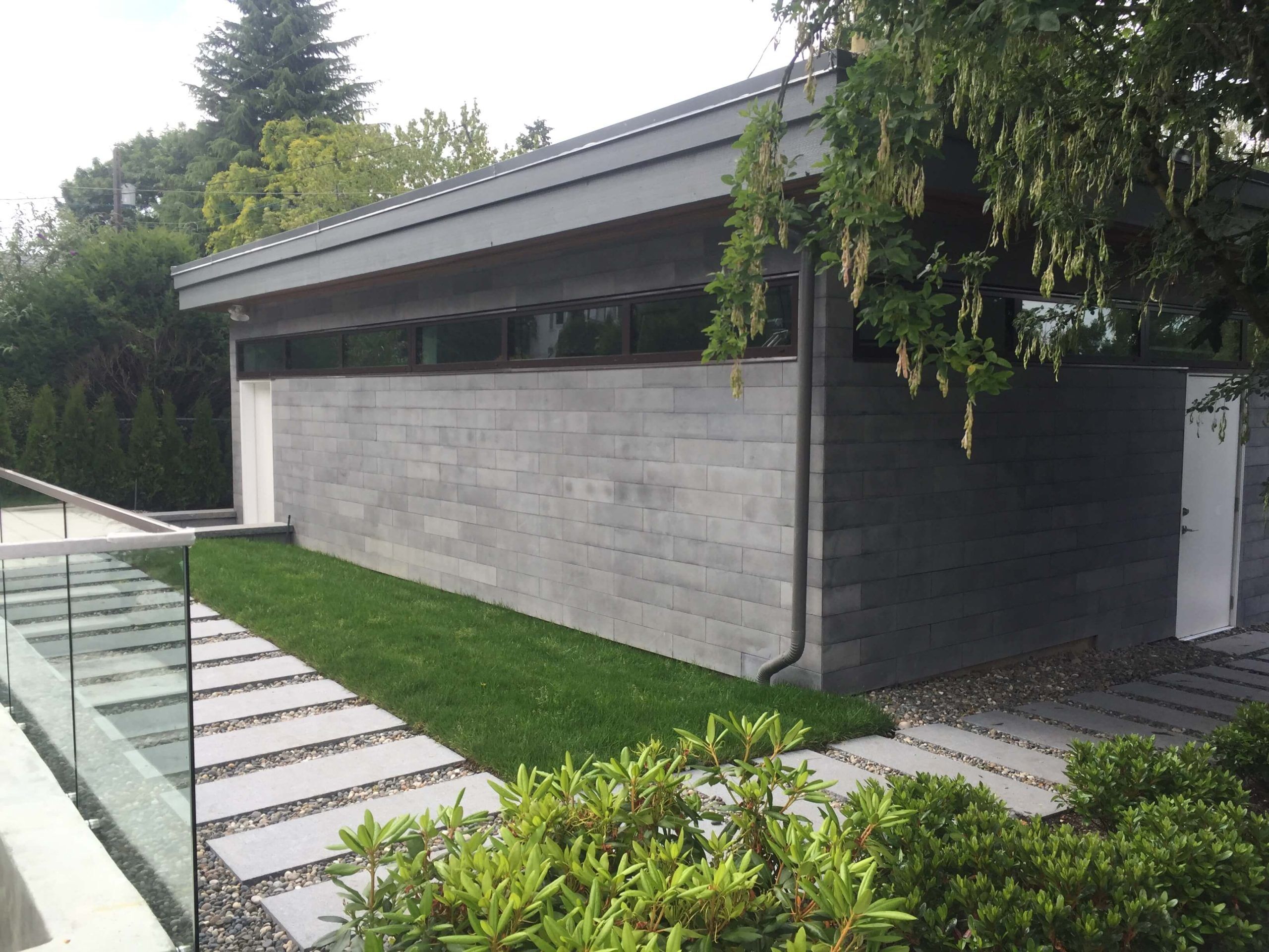 Black limestone Flamed - Stonepac Import Corp.