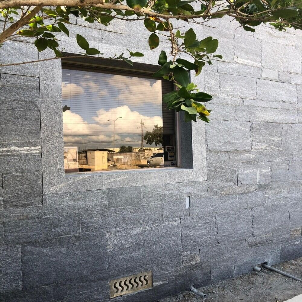 Amazon Grey Wall Veneer - Stonepac Import Corp.